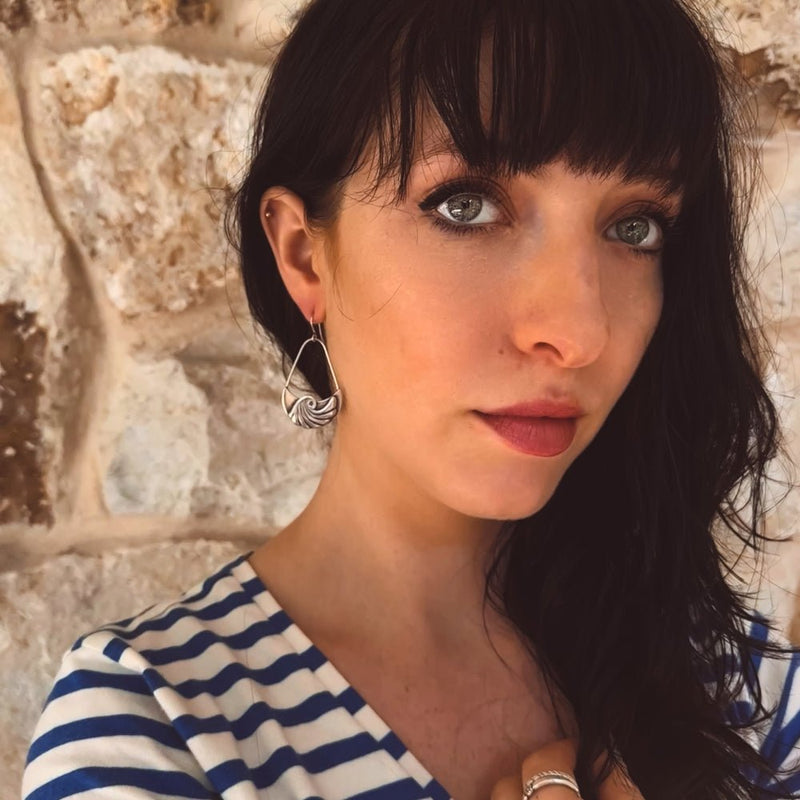 All About Adjustable Rings and How to Adjust – Pure Whimsy Jewelry